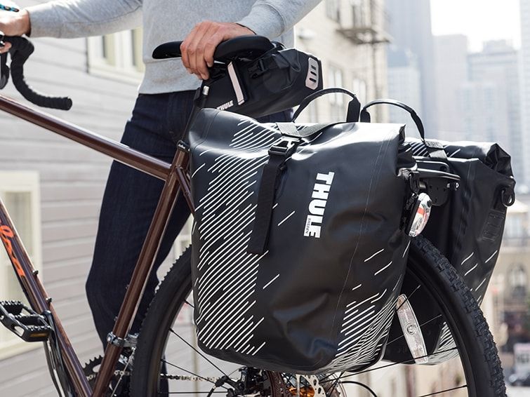 Pannier bags and other bike bags | Thule | United Kingdom